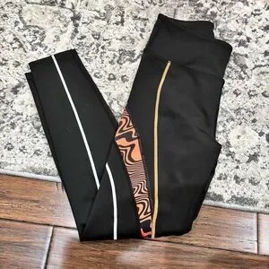 Noli Yoga | Pants & Jumpsuits | Noli Yoga Bond Legging In High Alert ...
